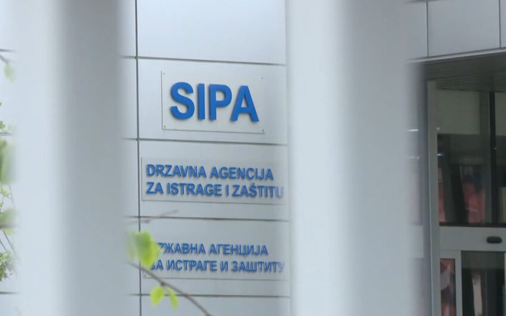 Lažna inspektorica: Godinama se predstavljala kao službenica SIPA-e i ...